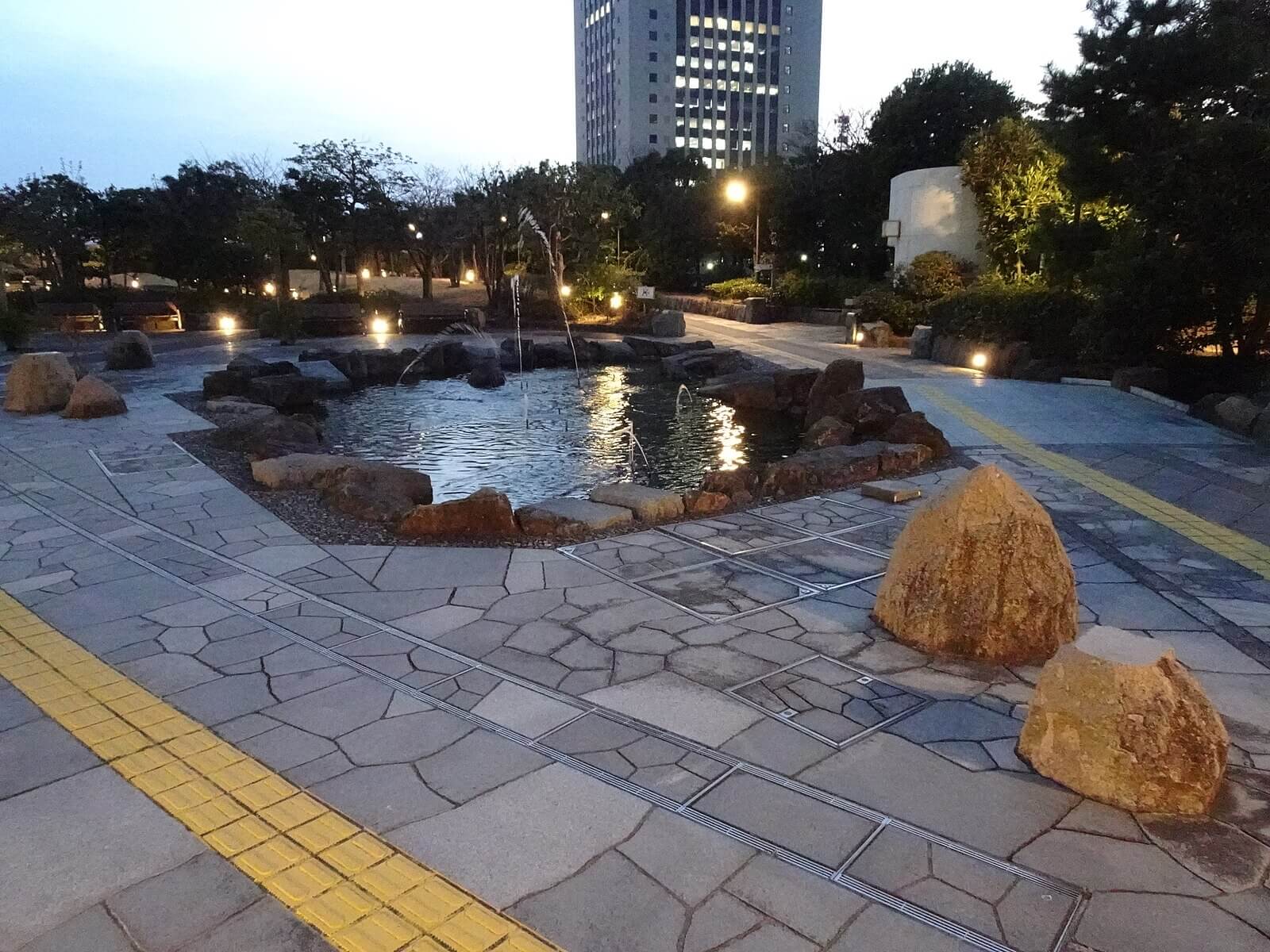 幕張メッセ周辺の時間つぶしスポットはここだ！フェスやライブの前後におすすめ【2024年最新版】 | TABIAJI - 旅味